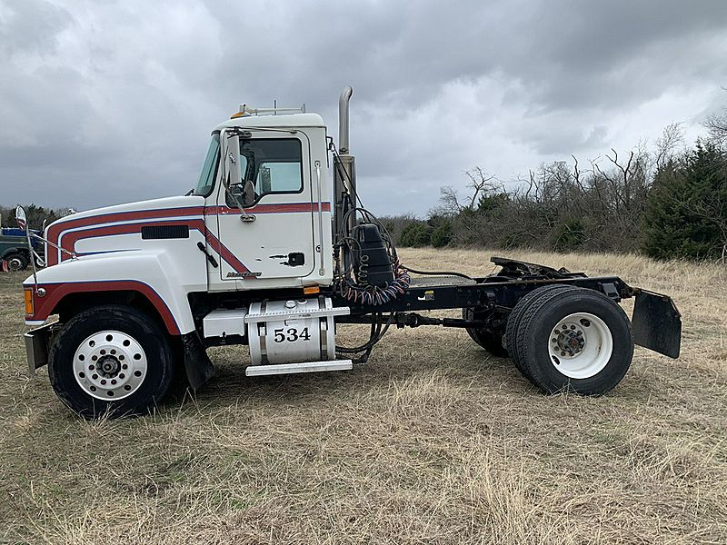 2004 Mack (For Sale) | Day Cab | #JM027577