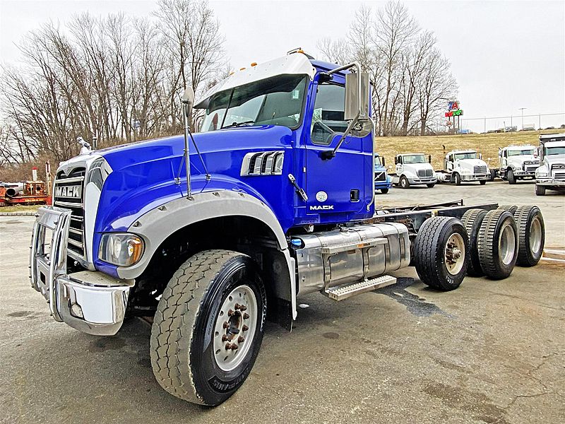 2016 Mack Granite GU713 (For Sale) | Cab & Chassis | #YU-1009