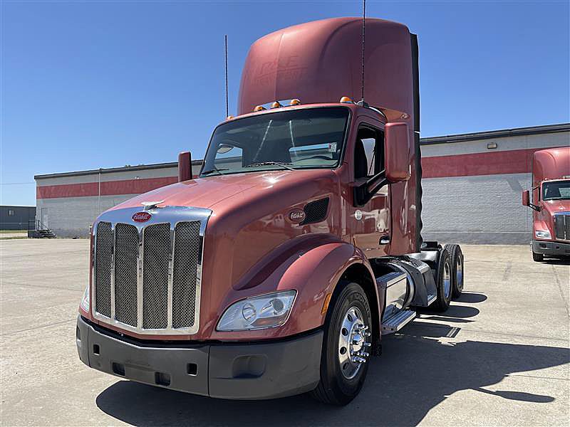 2014 Peterbilt 579 (For Sale) | NON Sleeper | #246367