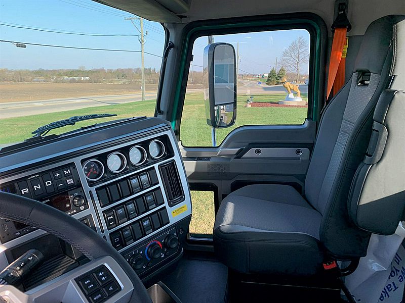 2022 Mack Pinnacle (For Sale) | Day Cab | #HM100056