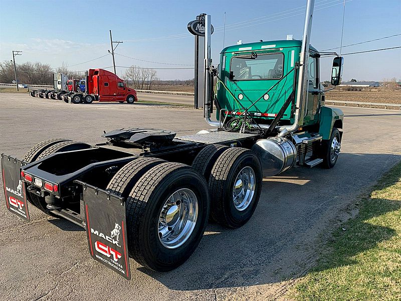 2022 Mack Pinnacle (For Sale) | Day Cab | #HM100056