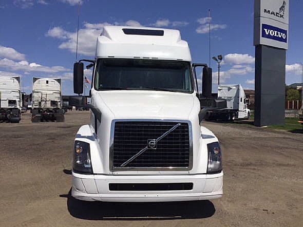 2017 Volvo VNL 780 (For Sale) | Sleeper Truck | #DU2435
