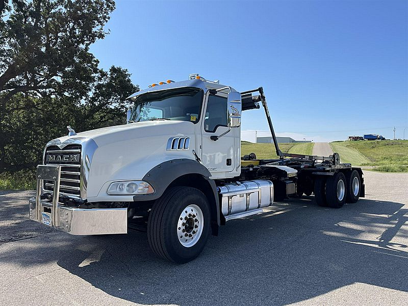 2016 Mack Granite GU813 (For Sale) | Roll-Off | With Video | #R55068A