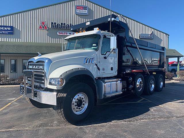 2022 Mack Dump Trucks