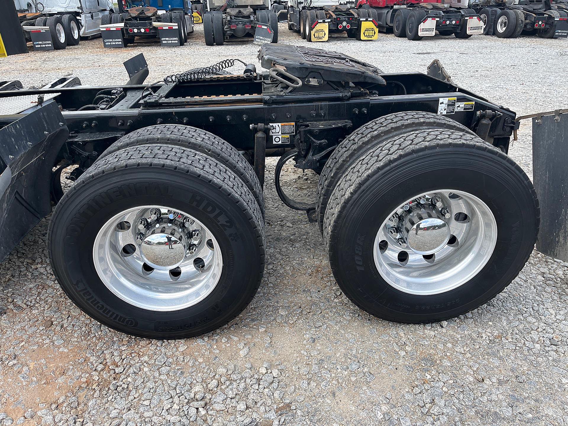 2017 Peterbilt 579 For Sale | Daycab Sleeper | #410764