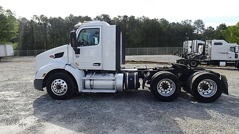 2017 Peterbilt 579 For Sale | Daycab Sleeper | #421087
