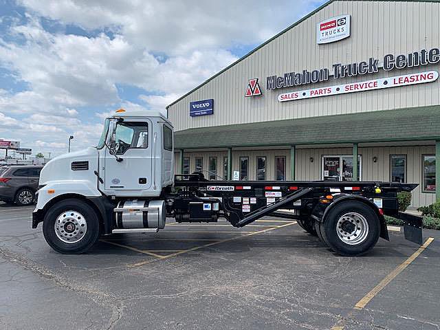 2022 Mack MD742 (For Sale) | Roll-Off | #M070258