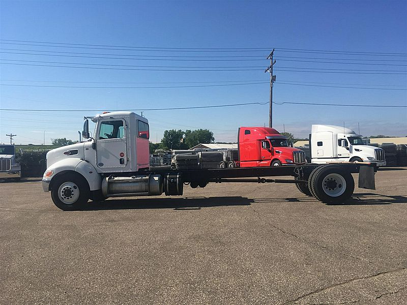 2018 Peterbilt 337 (For Sale) | Cab & Chassis | #53N465033