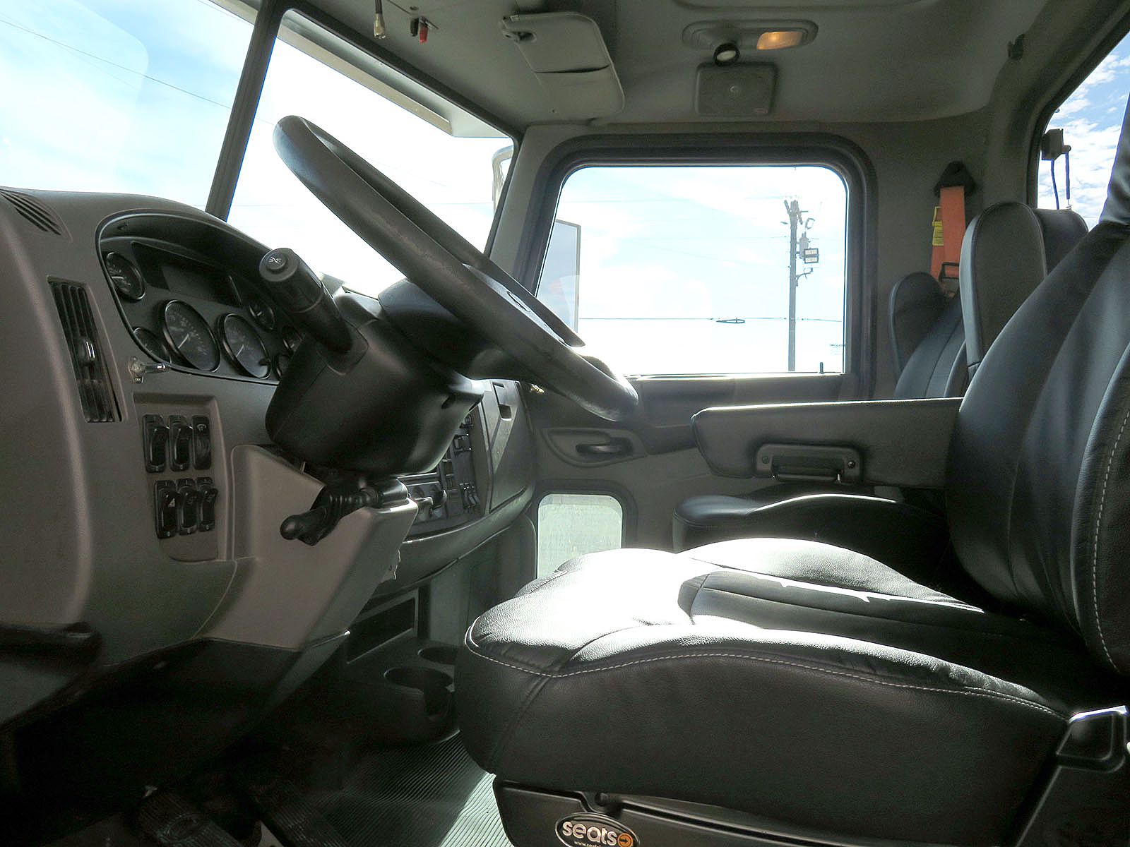 2013 Peterbilt 348 (For Sale) | Day Cab | #6077C