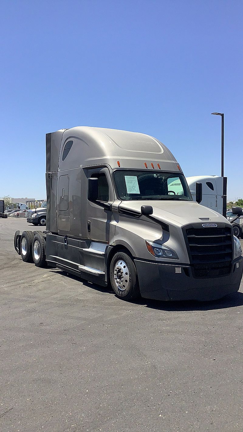 2020 Freightliner P4 CASCADIA (For Sale) | 72" Sleeper | #50091