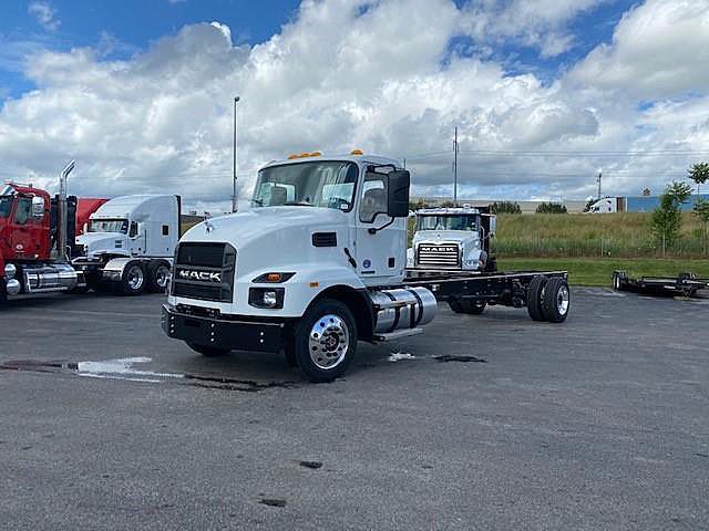 2022 Mack MD642 (For Sale) | Cab & Chassis | #MD002578