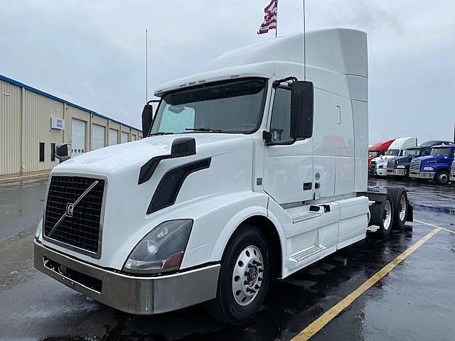 2016 Volvo VNL 630 For Sale | 70" Sleeper | #5446