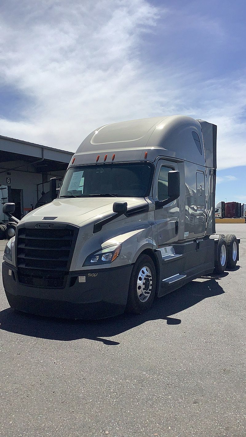 2020 Freightliner P4 CASCADIA (For Sale) | 72" Sleeper | #50361