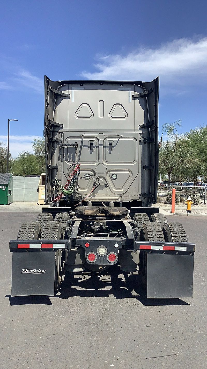 2020 Freightliner P4 CASCADIA (For Sale) | 72" Sleeper | #50361