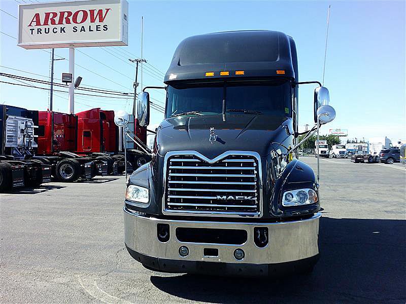 2017 Mack CXU613 (For Sale) | 70" Sleeper | #248355