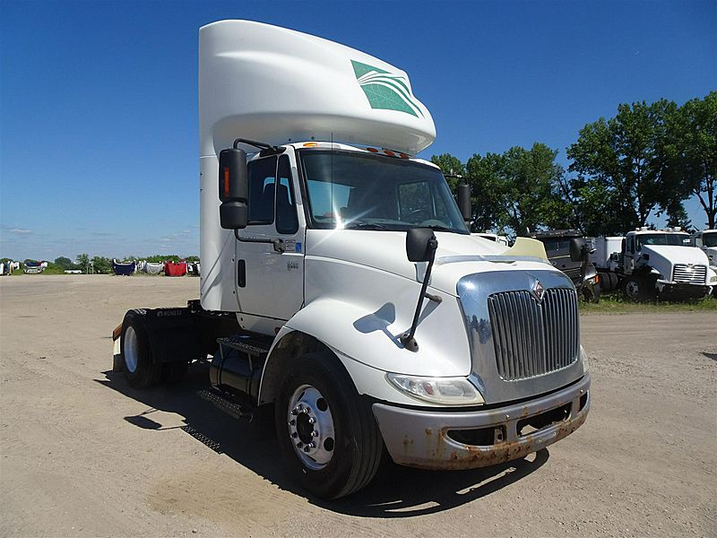 2005 International 8000 (For Sale) | Day Cab | #9708