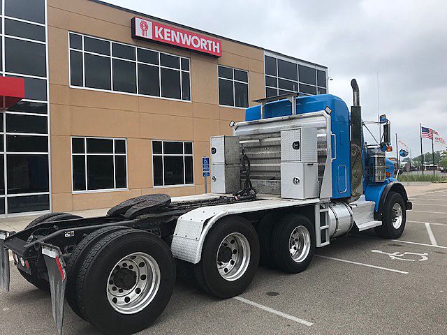 2016 Kenworth T800 For Sale | 40" Sleeper | #4674