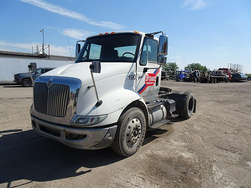2005 International 8600 (For Sale) | Day Cab | #9730