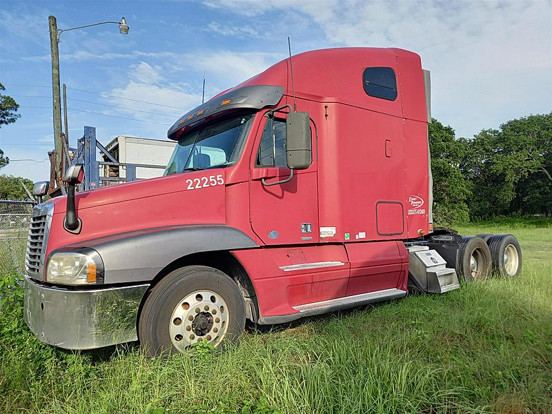 2010 Freightliner CST120 (For Sale) | Sleeper Truck | #PRAN2154