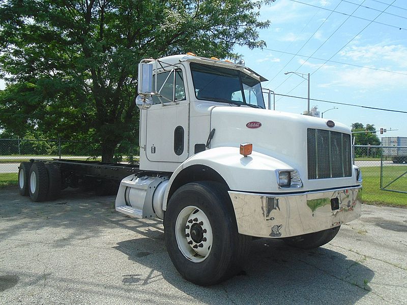 2002 Peterbilt 330 (For Sale) | Cab & Chassis | #TCC-84883JN