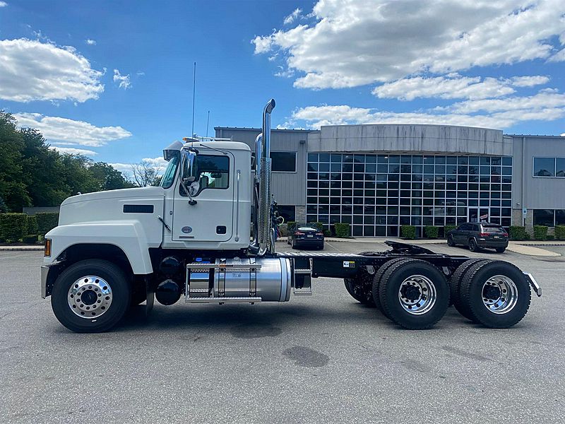 2022 Mack Pinnacle PI64T (For Sale) | Day Cab | #M009928