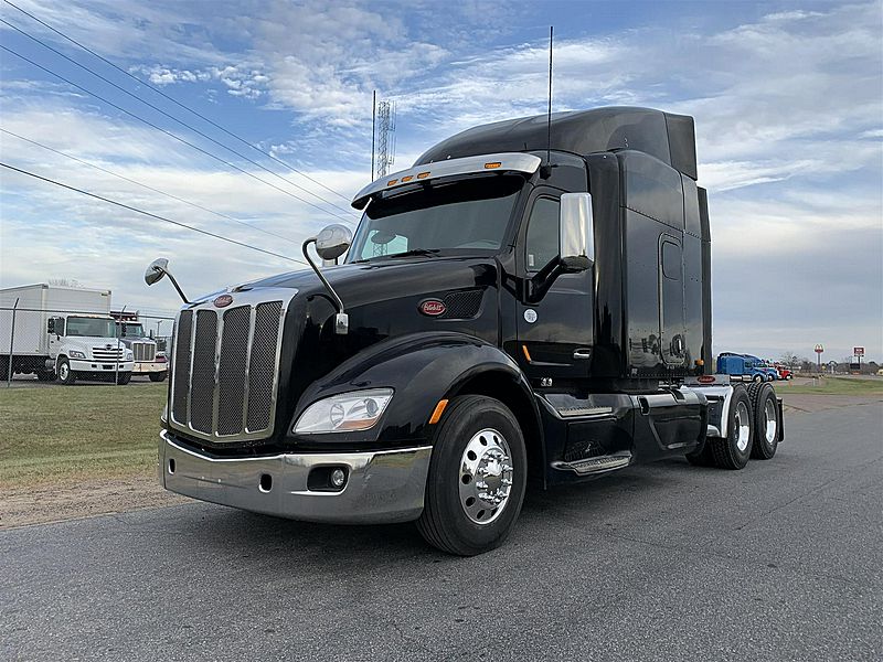 2019 Peterbilt 579 For Sale | 72" Sleeper | #53N263106