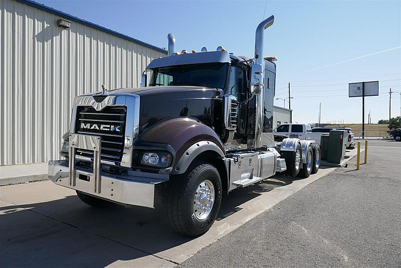 2017 Mack TD713 Titan (For Sale) | 36" Sleeper | #4621