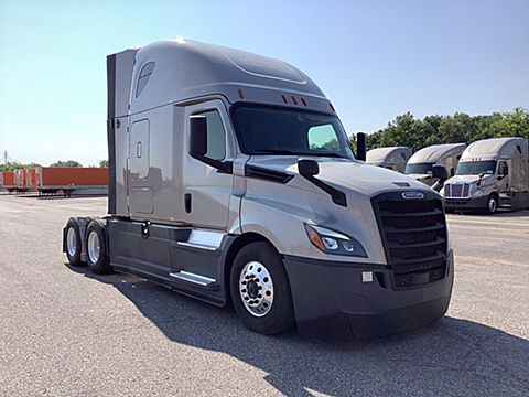 2019 Freightliner P4 CASCADIA For Sale | 72" Sleeper | #68892