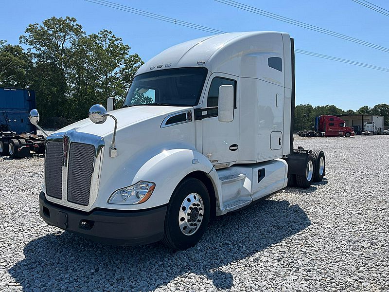 2015 Kenworth T680 For Sale | 76" Sleeper | #432172