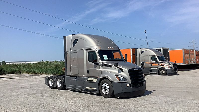 2019 Freightliner P4 CASCADIA For Sale | 72" Sleeper | #69516