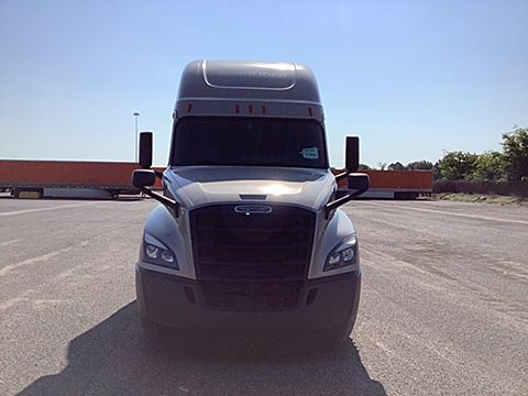 2020 Freightliner P4 CASCADIA For Sale | 72" Sleeper | #50110