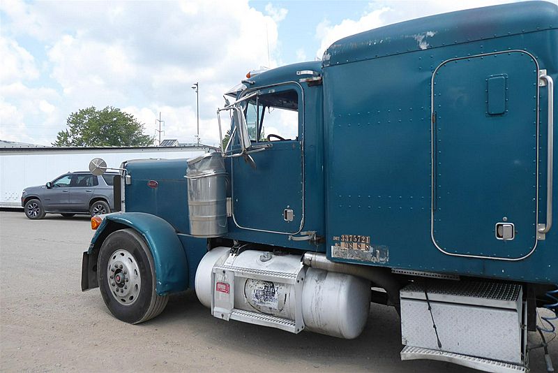 1990 Peterbilt 379 For Sale | Day Cab | #9764