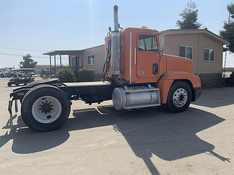 1997 Freightliner FLD120 For Sale | NON Sleeper | #658142-C