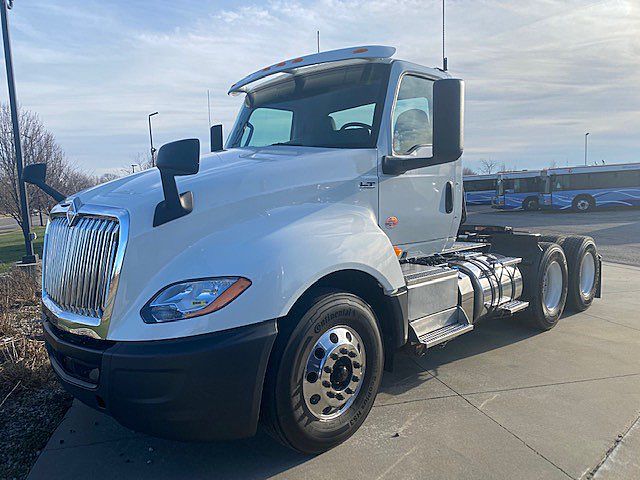 2019 International LT625 (For Sale) | Day Cab | #123209-R