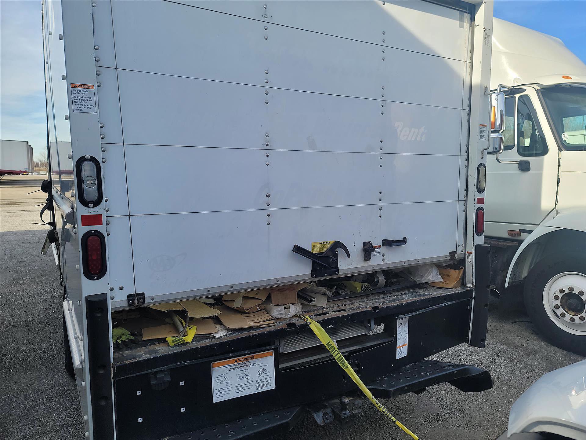 2015 Ford E350 For Sale | 16' | #21443