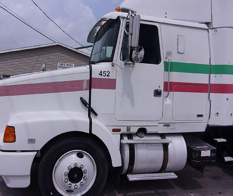 1994 White-GMC WIA For Sale | Semi Truck | #CONHIRZ452