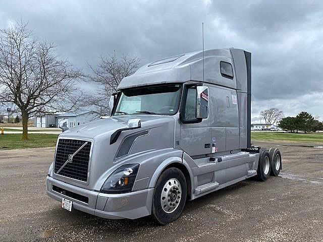 2016 Volvo VNL 670 For Sale | 61" Sleeper | #249888