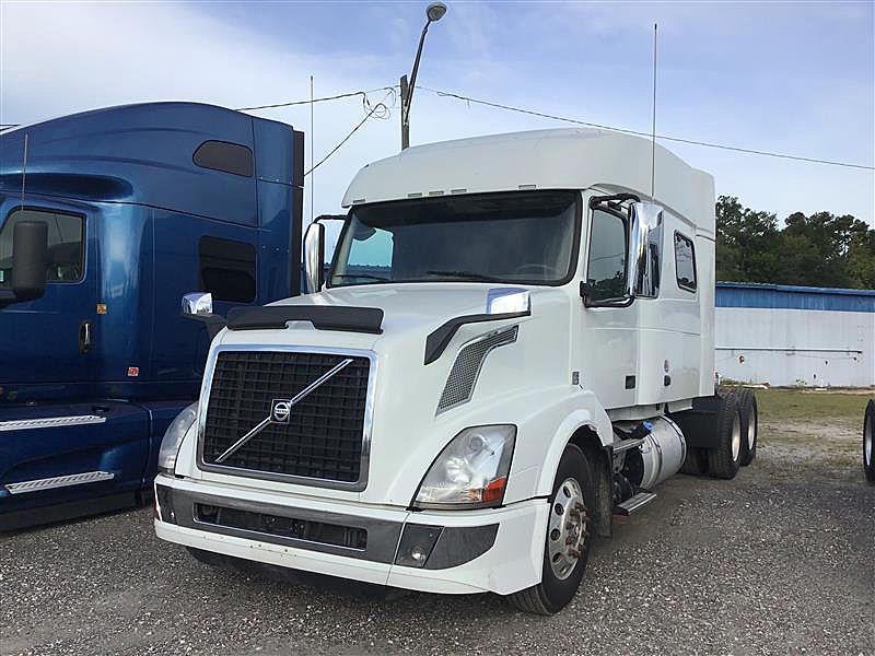 2016 Volvo VNL 730 (For Sale) | 77" Sleeper | #250177