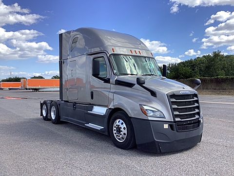 2020 Freightliner P4 CASCADIA (For Sale) | 72" Sleeper | #50914
