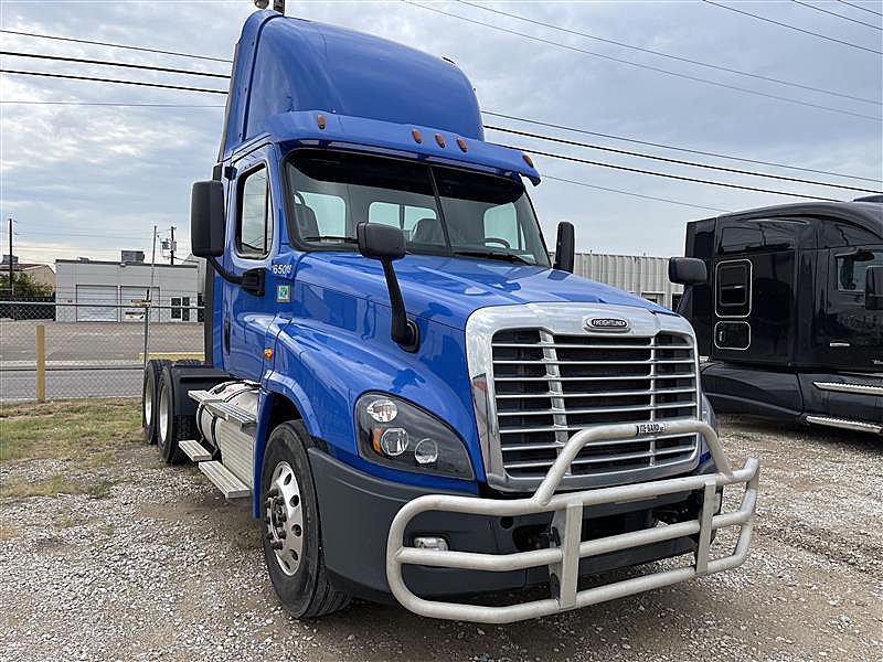 2017 Freightliner CASCADIA For Sale | NON Sleeper | #250448