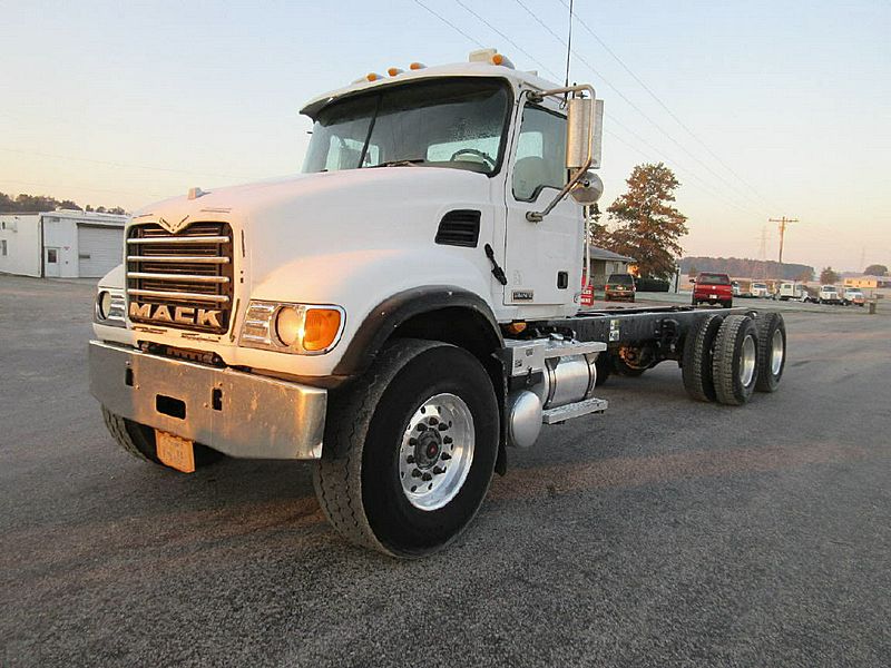 2007 Mack Granite (For Sale) | Cab & Chassis | #7183