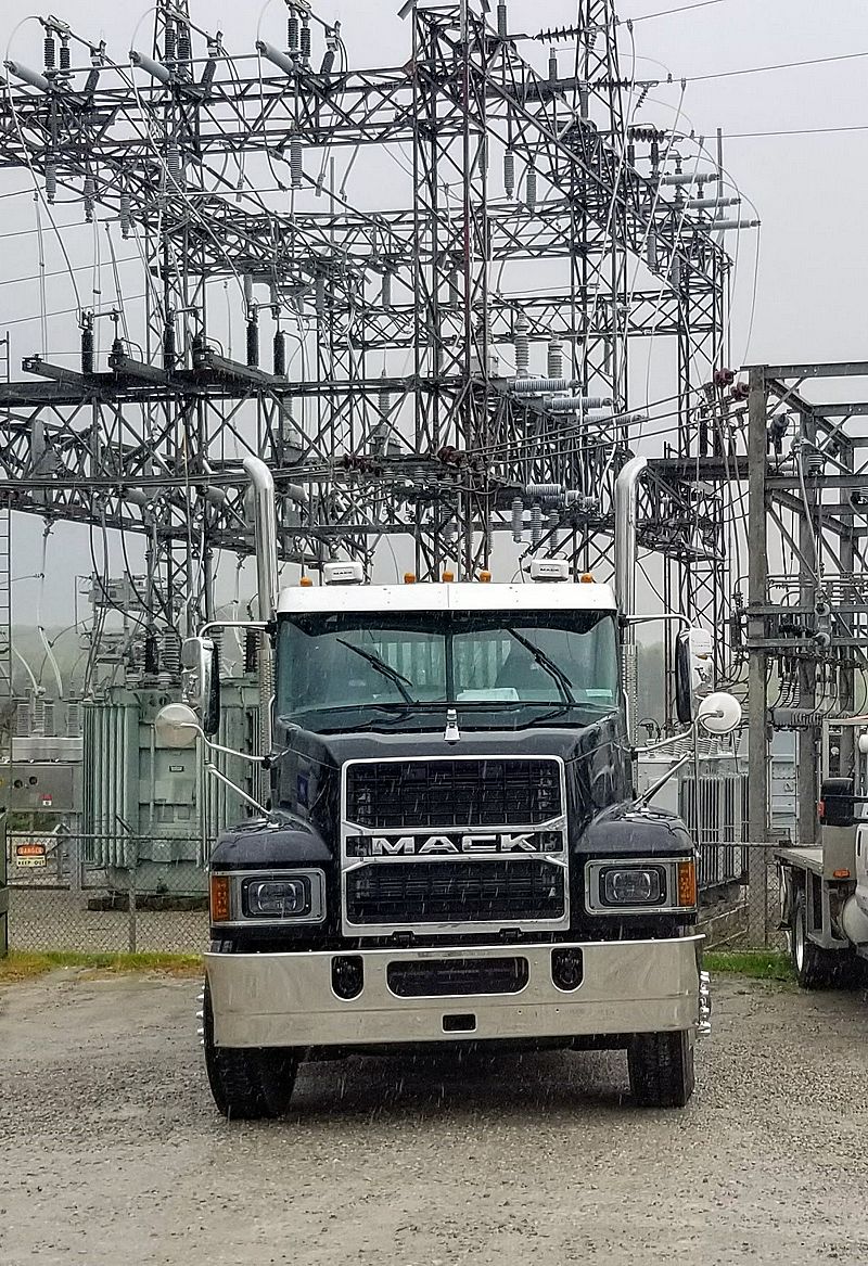 2023 Mack Pinnacle (For Sale) | Rollback | #M012648/A316B
