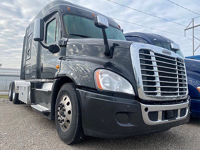 2019 Freightliner Custom Cascadia For Sale | 72" Sleeper | #12048