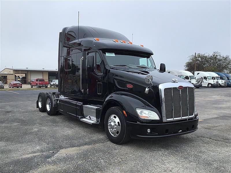 2013 Peterbilt 587 For Sale | 74" Sleeper | #251231