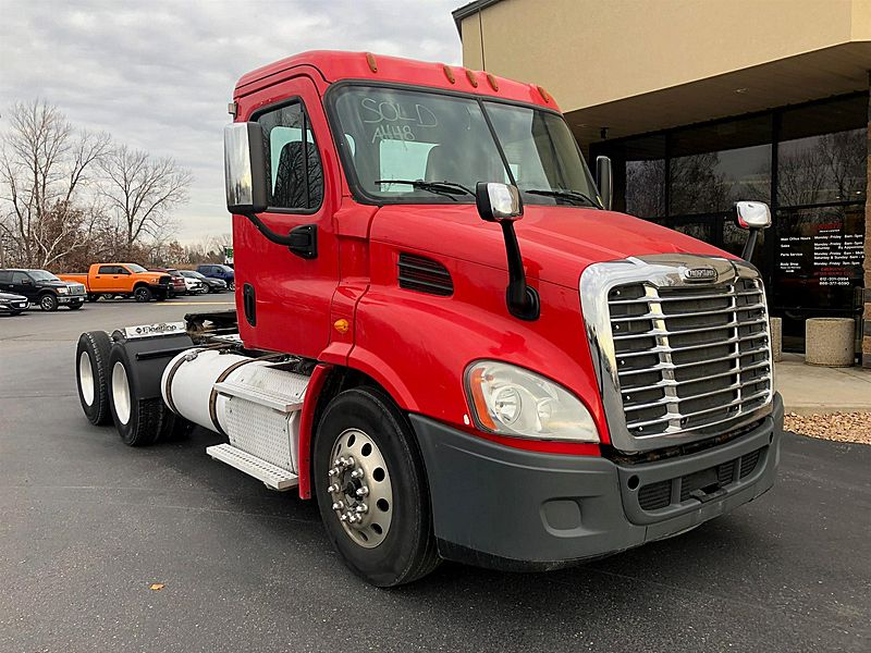 2014 Freightliner Cascadia For Sale | Day Cab | #395428