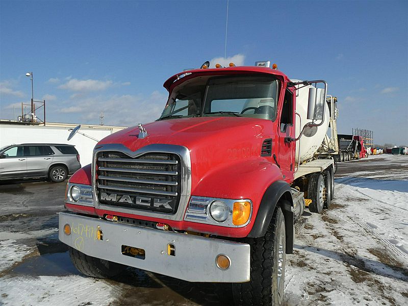 2003 Mack Granite cv513 (For Sale) | Cab & Chassis | #9854