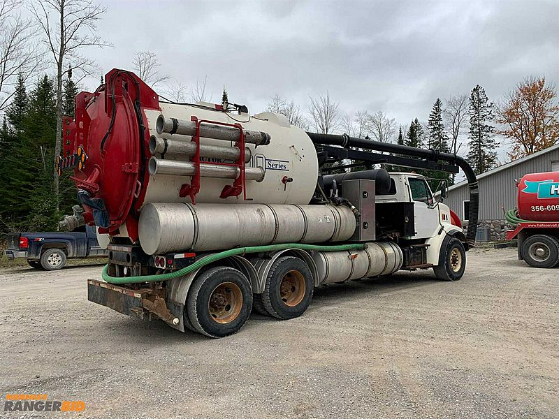 1998 Ford LT8501 VACTOR 2100 (For Sale) | Vacuum Truck | #30-351 (1221)