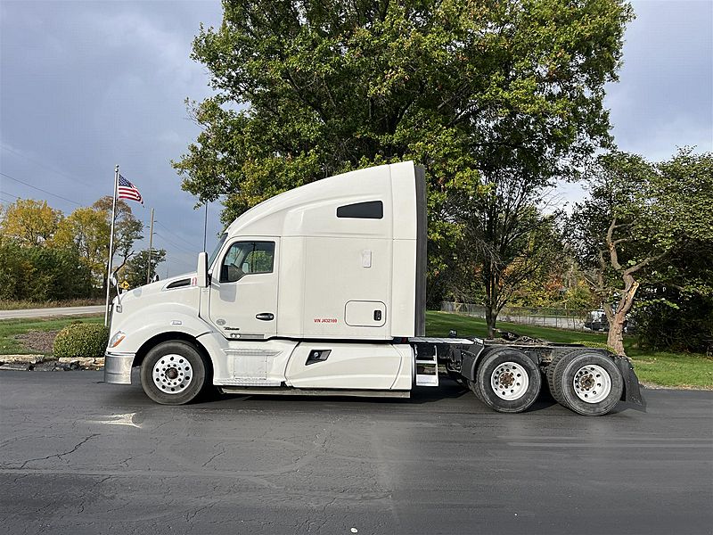 2015 Kenworth T680 (For Sale) | 76" Sleeper | #432169