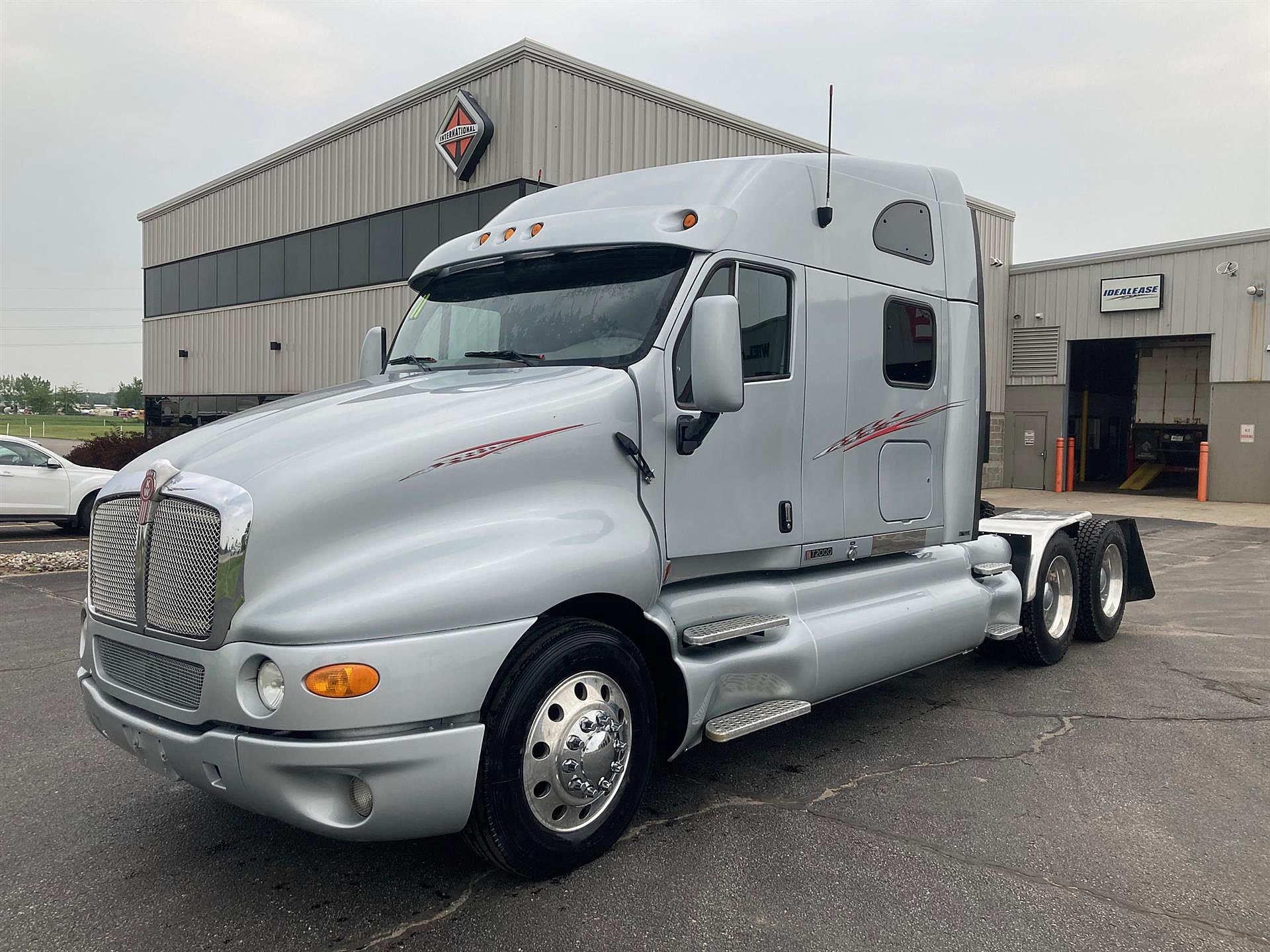 2011 Kenworth T2000 For Sale | 70" Sleeper | #U4270