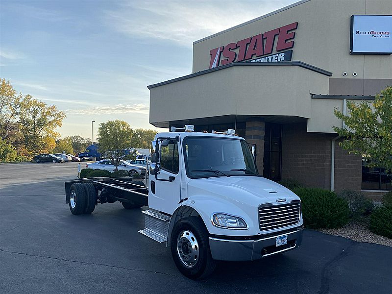 2020 Freightliner M2 106 (For Sale) | Cab & Chassis | #586820